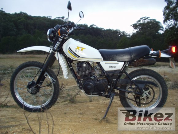 Yamaha XT 250 gallery